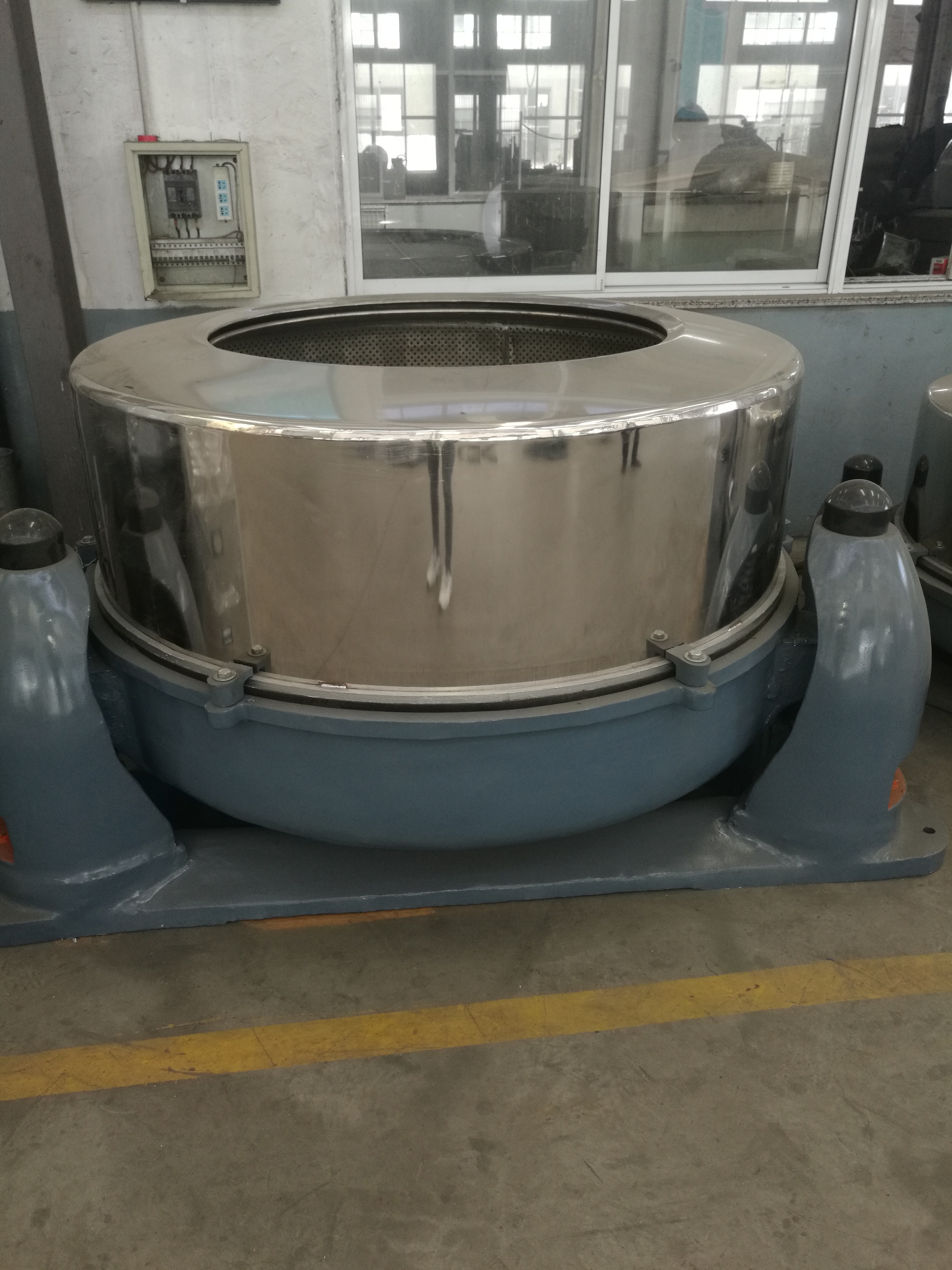 Automatic Hydro Extractor Hank Dewaterer - Buy garment hydro extractor ...